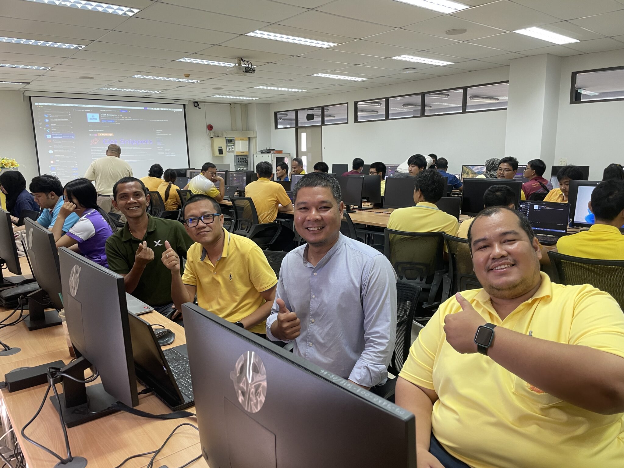 โครงการการพัฒนาทักษะบุคลากรสำหรับการเรียนรู้ด้านการพัฒนาโปรแกรมเเละประยุกต์บนอุปกรณ์เคลื่อนที่ ...